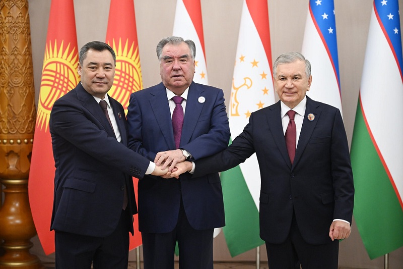 Президенты Кыргызстана Таджикистана и Узбекистана подписали договор о точке стыка трех границ